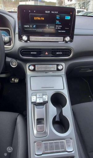 Grey Hyundai Kona 2021 in Vilnius, with an engine capacity of 0.00 L and mileage of 117 thousand km for 19999 €, photo 12 on AUTOMOTO.COM.LV