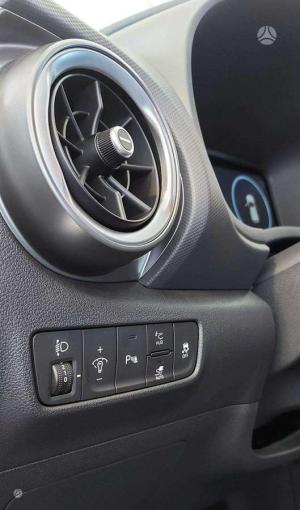 Grey Hyundai Kona 2021 in Vilnius, with an engine capacity of 0.00 L and mileage of 117 thousand km for 19999 €, photo 13 on AUTOMOTO.COM.LV