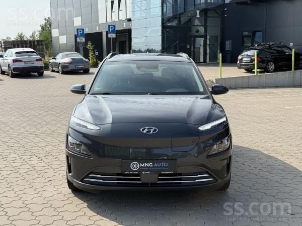 Pelēks Hyundai Kona 2021 Rīga, ar dzinēja tilpumu 0.00 L un nobraukumu 63 tūkst. km par 18900 €, foto 3 vietnē AUTOMOTO.COM.LV