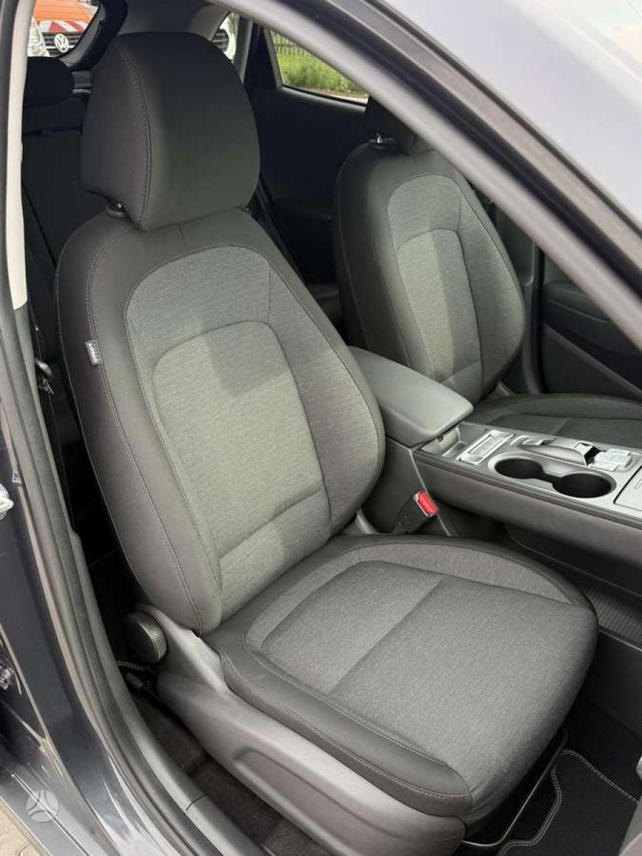 Pelēks Hyundai Kona 2021 Marijampole, ar dzinēja tilpumu 0.00 L un nobraukumu 75 tūkst. km par 19900 €, foto 20 vietnē AUTOMOTO.COM.LV