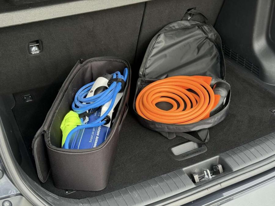 Pelēks Hyundai Kona 2021 Marijampole, ar dzinēja tilpumu 0.00 L un nobraukumu 75 tūkst. km par 19900 €, foto 25 vietnē AUTOMOTO.COM.LV