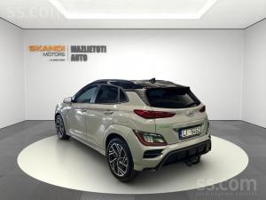 Grey Hyundai Kona 2021 in Riga, with an engine capacity of 1.60 L and mileage of 84 thousand km for 16490 €, photo 5 on AUTOMOTO.COM.LV