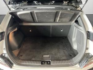 Grey Hyundai Kona 2021 in Riga, with an engine capacity of 1.60 L and mileage of 84 thousand km for 16490 €, photo 20 on AUTOMOTO.COM.LV