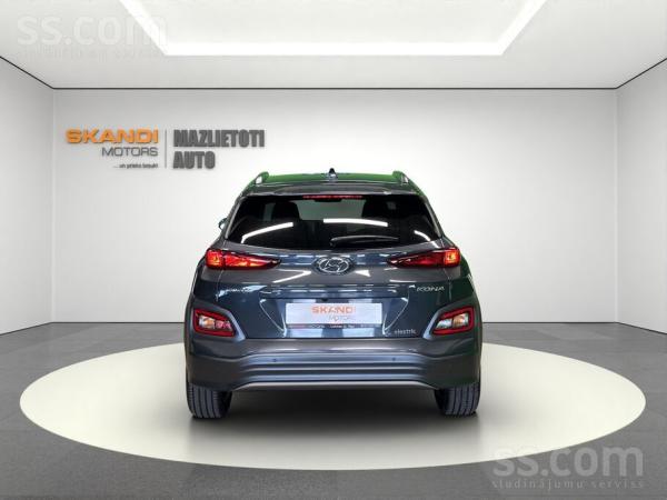 Pelēks Hyundai Kona 2021 Rīga, ar dzinēja tilpumu 1.60 L un nobraukumu 42 tūkst. km par 20990 €, foto 6 vietnē AUTOMOTO.COM.LV