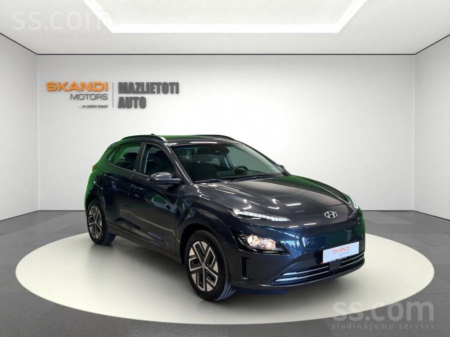 Pelēks Hyundai Kona 2021 Rīga, ar dzinēja tilpumu 1.00 L un nobraukumu 37 tūkst. km par 20990 €, foto 9 vietnē AUTOMOTO.COM.LV