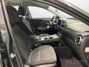 Pelēks Hyundai Kona 2021 Rīga, ar dzinēja tilpumu 1.00 L un nobraukumu 37 tūkst. km par 20990 €, foto 19 vietnē AUTOMOTO.COM.LV