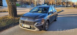 Grey Hyundai Kona 2022 in Riga, with an engine capacity of 1.60 L and mileage of 60 thousand km for 15500 €, photo 2 on AUTOMOTO.COM.LV