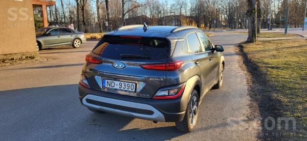 Pelēks Hyundai Kona 2022 Rīga, ar dzinēja tilpumu 1.60 L un nobraukumu 60 tūkst. km par 15500 €, foto 4 vietnē AUTOMOTO.COM.LV