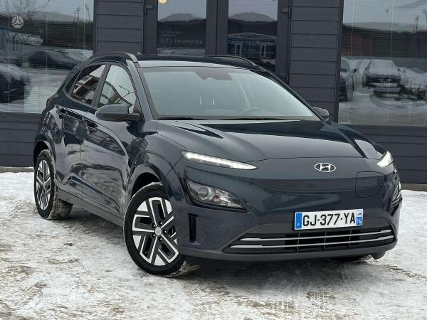 Pelēks Hyundai Kona 2022 Šauļi, ar dzinēja tilpumu 0.00 L un nobraukumu 80 tūkst. km par 15200 €, foto 1 vietnē AUTOMOTO.COM.LV