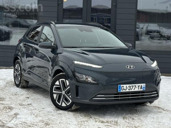Pelēks Hyundai Kona 2022 Jelgava, ar dzinēja tilpumu 0.00 L un nobraukumu 80 tūkst. km par 15500 €, foto 1 vietnē AUTOMOTO.COM.LV