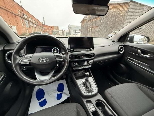 Pelēks Hyundai Kona 2022 Alīta, ar dzinēja tilpumu 1.60 L un nobraukumu 164 tūkst. km par 14800 €, foto 11 vietnē AUTOMOTO.COM.LV