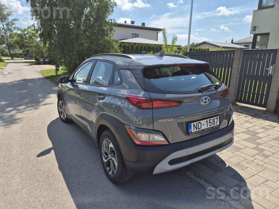Pelēks Hyundai Kona 2022 Rīga, ar dzinēja tilpumu 1.60 L un nobraukumu 16 tūkst. km par 16200 €, foto 6 vietnē AUTOMOTO.COM.LV