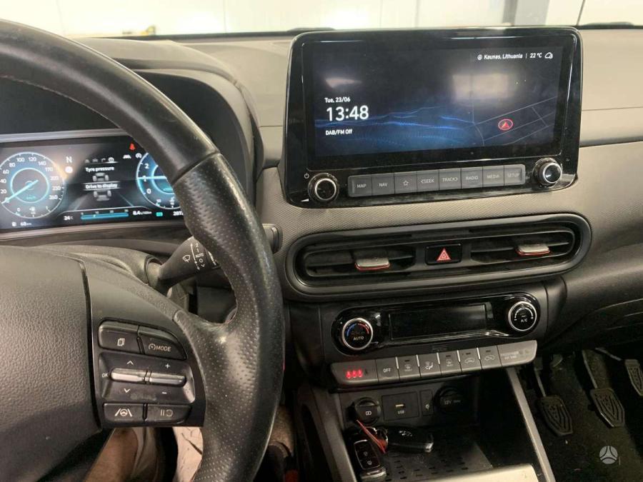 Pelēks Hyundai Kona 2022 Kauņa, ar dzinēja tilpumu 1.00 L un nobraukumu 270 tūkst. km par 8500 €, foto 9 vietnē AUTOMOTO.COM.LV
