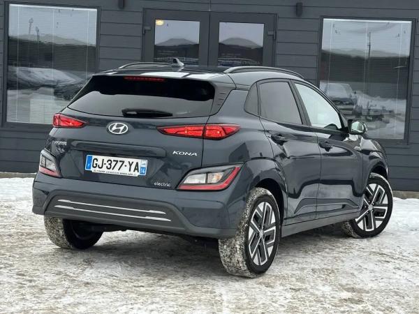 Pelēks Hyundai Kona 2022 Jelgava, ar dzinēja tilpumu 0.00 L un nobraukumu 80 tūkst. km par 14500 €, foto 4 vietnē AUTOMOTO.COM.LV