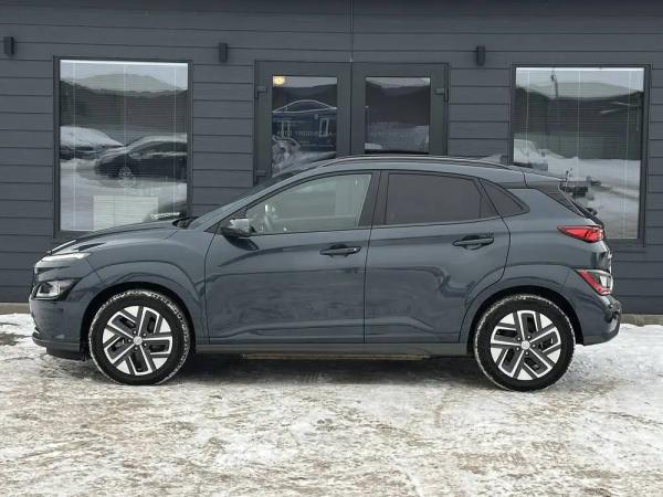 Grey Hyundai Kona 2022 in Jelgava, with an engine capacity of 0.00 L and mileage of 80 thousand km for 14500 €, photo 5 on AUTOMOTO.COM.LV