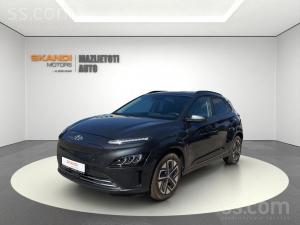 Pelēks Hyundai Kona 2022 Rīga, ar dzinēja tilpumu 0.00 L un nobraukumu 40 tūkst. km par 21790 €, foto  vietnē AUTOMOTO.COM.LV