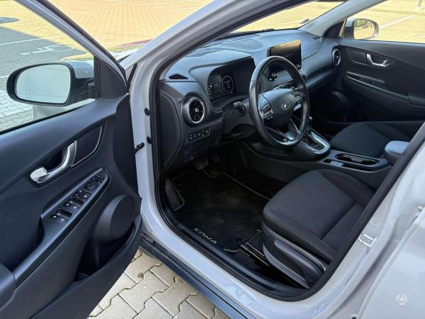 Grey Hyundai Kona 2022 in Kaunas, with an engine capacity of 1.60 L and mileage of 160 thousand km for 13800 €, photo 9 on AUTOMOTO.COM.LV