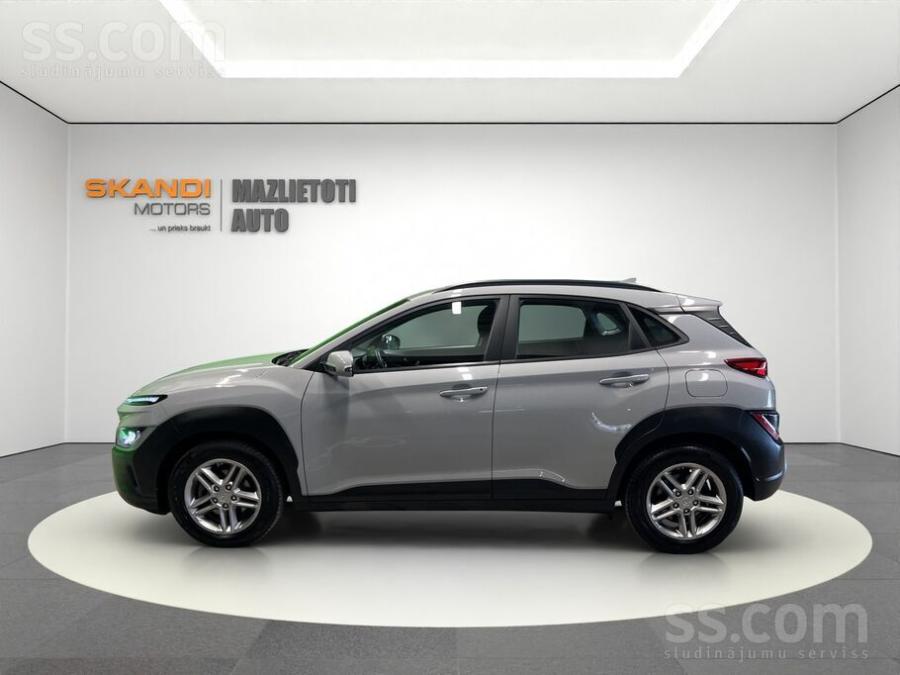 Pelēks Hyundai Kona 2022 Rīga, ar dzinēja tilpumu 1.00 L un nobraukumu 48 tūkst. km par 15490 €, foto 4 vietnē AUTOMOTO.COM.LV