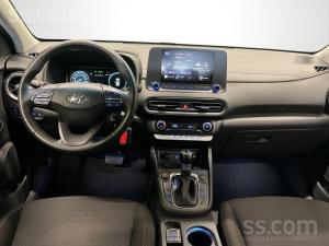 Pelēks Hyundai Kona 2022 Rīga, ar dzinēja tilpumu 1.00 L un nobraukumu 48 tūkst. km par 15490 €, foto 14 vietnē AUTOMOTO.COM.LV