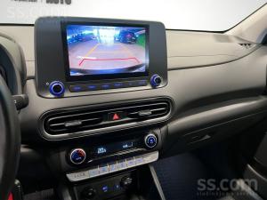 Pelēks Hyundai Kona 2022 Rīga, ar dzinēja tilpumu 1.00 L un nobraukumu 48 tūkst. km par 15490 €, foto 15 vietnē AUTOMOTO.COM.LV