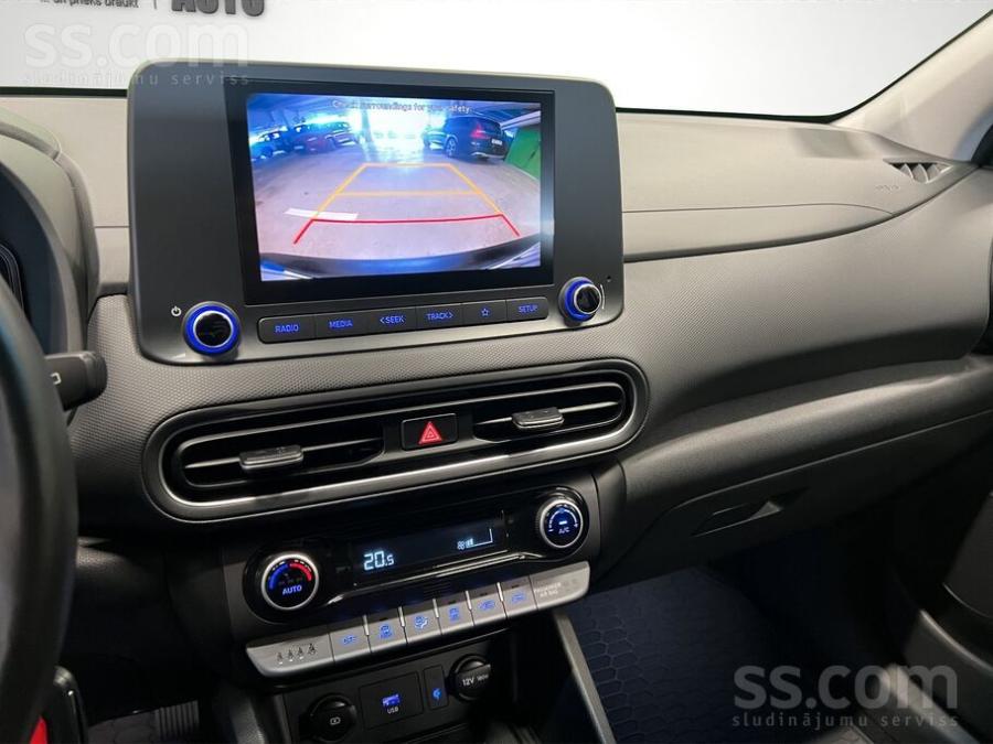 Pelēks Hyundai Kona 2022 Rīga, ar dzinēja tilpumu 1.00 L un nobraukumu 48 tūkst. km par 15490 €, foto 15 vietnē AUTOMOTO.COM.LV