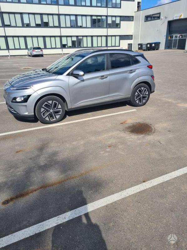 Pelēks Hyundai Kona 2022 Kauņa, ar dzinēja tilpumu 0.00 L un nobraukumu 45 tūkst. km par 18999 €, foto 1 vietnē AUTOMOTO.COM.LV