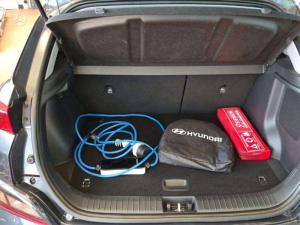 Pelēks Hyundai Kona 2022 Viļņa, ar dzinēja tilpumu 0.00 L un nobraukumu 79 tūkst. km par 18300 €, foto 7 vietnē AUTOMOTO.COM.LV