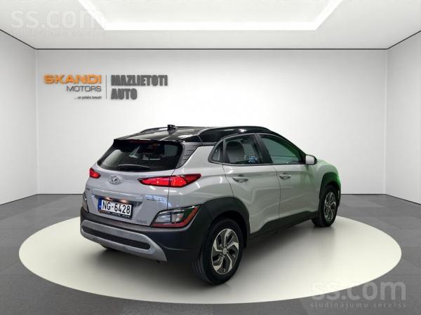 Grey Hyundai Kona 2022 in Riga, with an engine capacity of 1.60 L and mileage of 57 thousand km for 16990 €, photo 7 on AUTOMOTO.COM.LV