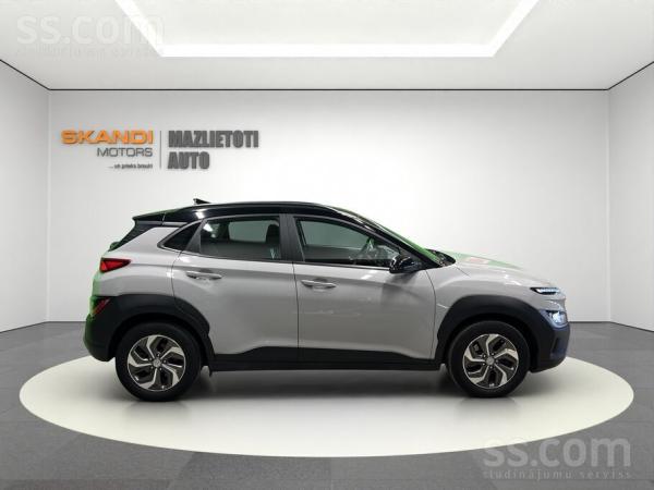 Grey Hyundai Kona 2022 in Riga, with an engine capacity of 1.60 L and mileage of 57 thousand km for 16990 €, photo 8 on AUTOMOTO.COM.LV