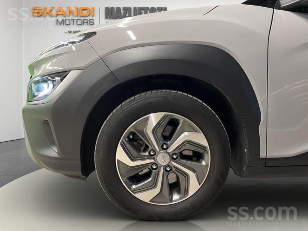 Grey Hyundai Kona 2022 in Riga, with an engine capacity of 1.60 L and mileage of 57 thousand km for 16990 €, photo 10 on AUTOMOTO.COM.LV