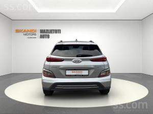 Grey Hyundai Kona 2022 in Riga, with an engine capacity of 0.00 L and mileage of 31 thousand km for 20990 €, photo 6 on AUTOMOTO.COM.LV