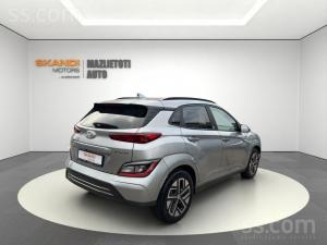Grey Hyundai Kona 2022 in Riga, with an engine capacity of 0.00 L and mileage of 31 thousand km for 20990 €, photo 7 on AUTOMOTO.COM.LV