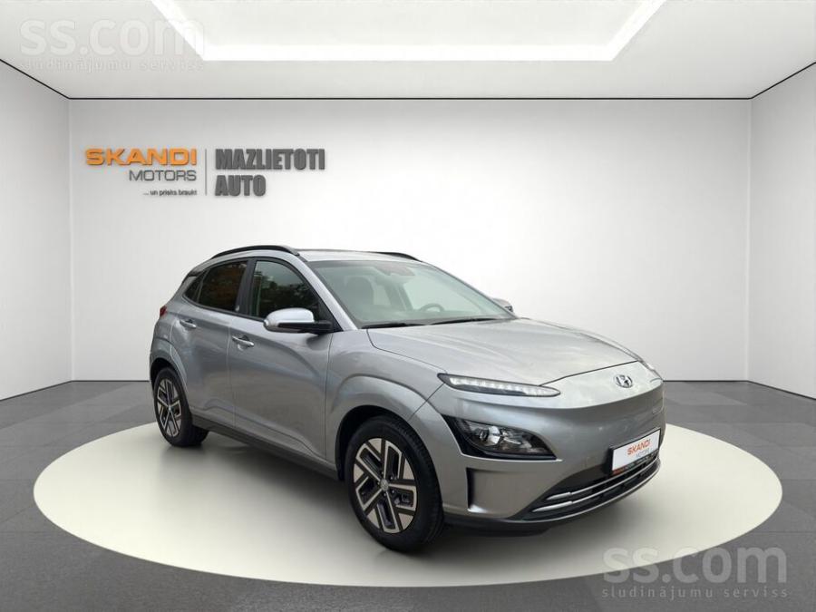 Grey Hyundai Kona 2022 in Riga, with an engine capacity of 0.00 L and mileage of 31 thousand km for 20990 €, photo 9 on AUTOMOTO.COM.LV