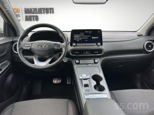 Grey Hyundai Kona 2022 in Riga, with an engine capacity of 0.00 L and mileage of 31 thousand km for 20990 €, photo 16 on AUTOMOTO.COM.LV