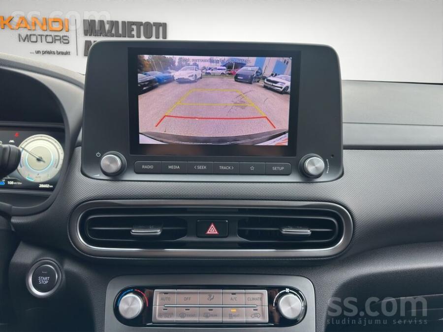 Pelēks Hyundai Kona 2022 Rīga, ar dzinēja tilpumu 1.60 L un nobraukumu 29 tūkst. km par 20990 €, foto 17 vietnē AUTOMOTO.COM.LV