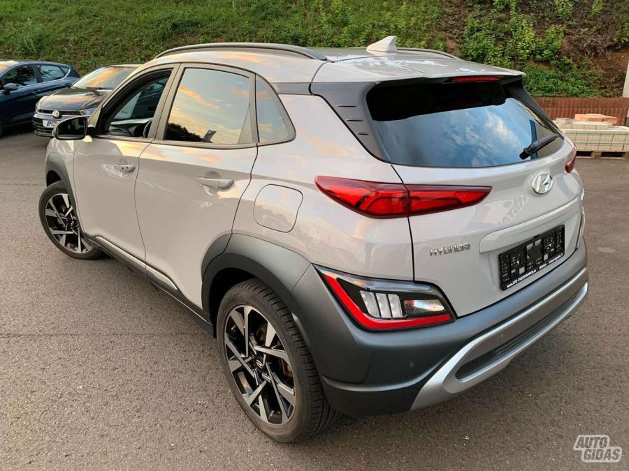 Grey Hyundai Kona 2023 in Kaunas, with an engine capacity of 1.60 L and mileage of 48 thousand km for 27972 €, photo 7 on AUTOMOTO.COM.LV