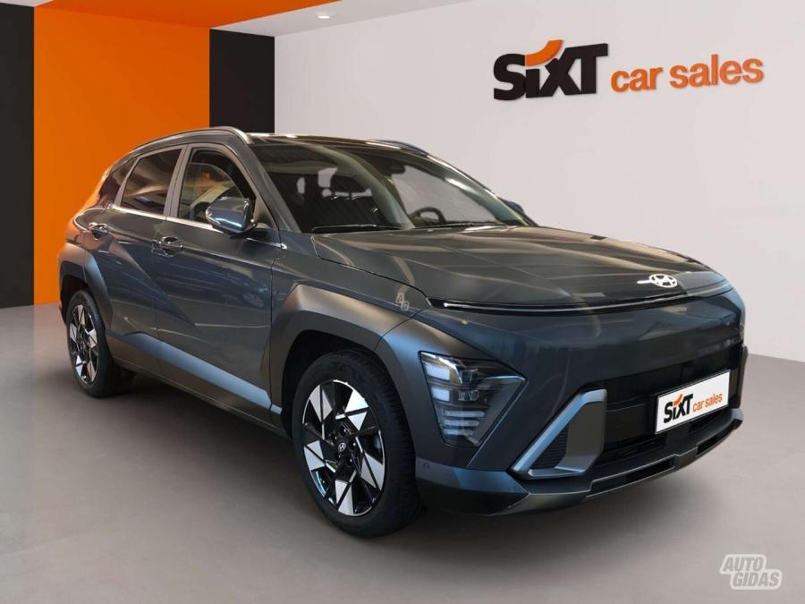 Pelēks Hyundai Kona 2023 Kauņa, ar dzinēja tilpumu 1.60 L un nobraukumu 25 tūkst. km par 30640 €, foto 1 vietnē AUTOMOTO.COM.LV
