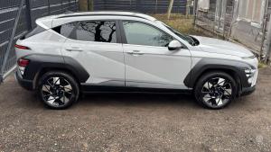 Pelēks Hyundai Kona 2023 Jonava, ar dzinēja tilpumu 1.60 L un nobraukumu 36 tūkst. km par 17500 €, foto 12 vietnē AUTOMOTO.COM.LV