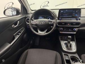 Grey Hyundai Kona 2023 in Vilnius, with an engine capacity of 1.58 L and mileage of 14 thousand km for 17900 €, photo 15 on AUTOMOTO.COM.LV