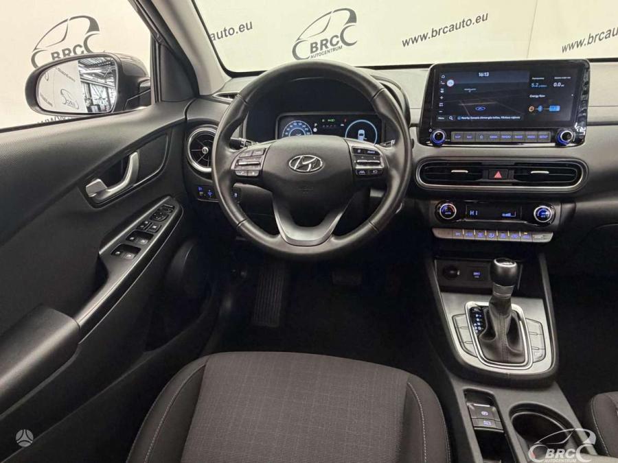 Grey Hyundai Kona 2023 in Vilnius, with an engine capacity of 1.58 L and mileage of 14 thousand km for 17900 €, photo 15 on AUTOMOTO.COM.LV