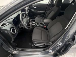 Grey Hyundai Kona 2023 in Vilnius, with an engine capacity of 1.58 L and mileage of 14 thousand km for 17900 €, photo 22 on AUTOMOTO.COM.LV