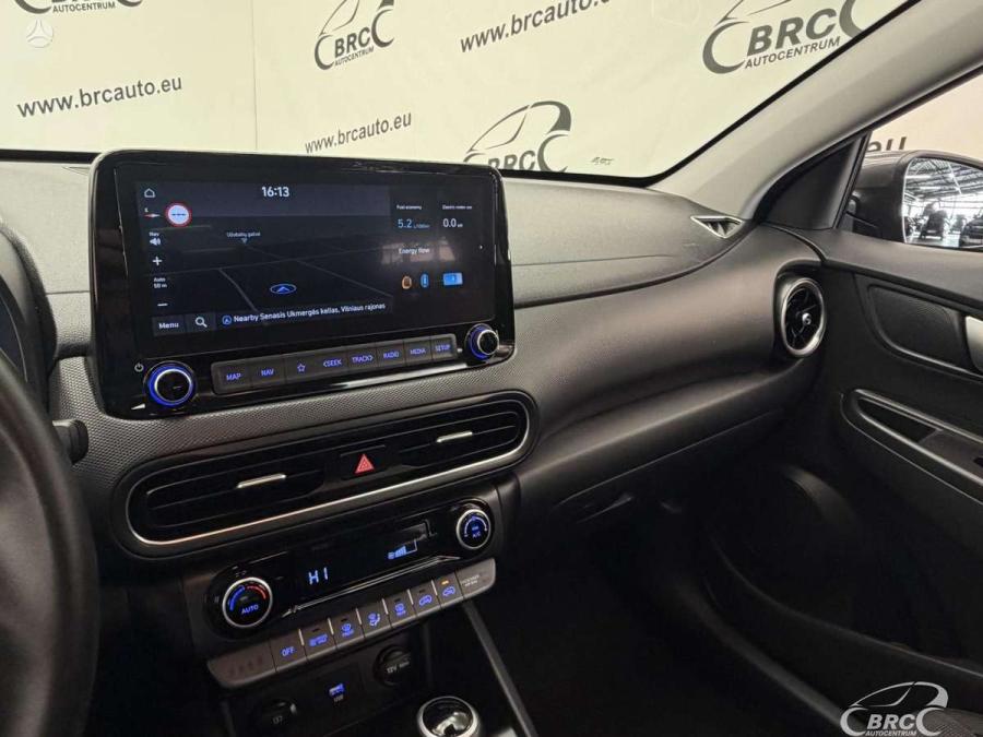 Grey Hyundai Kona 2023 in Vilnius, with an engine capacity of 1.58 L and mileage of 14 thousand km for 17900 €, photo 28 on AUTOMOTO.COM.LV