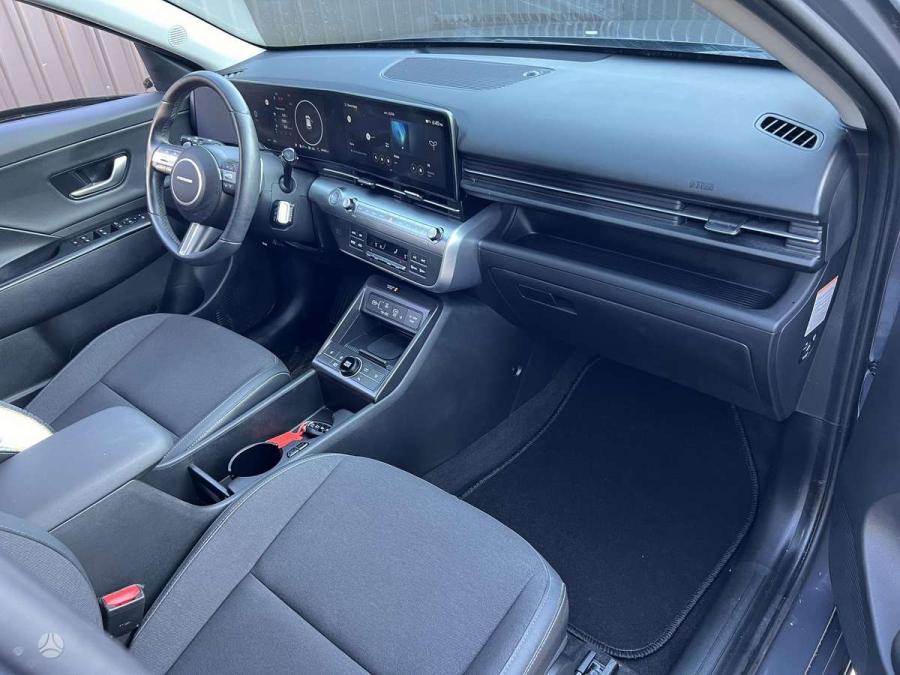 Grey Hyundai Kona 2023 in Kaunas, with an engine capacity of 0.00 L and mileage of 49 thousand km for 16200 €, photo 12 on AUTOMOTO.COM.LV