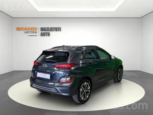 Grey Hyundai Kona 2023 in Riga, with an engine capacity of 2.00 L and mileage of 29 thousand km for 20990 €, photo 7 on AUTOMOTO.COM.LV