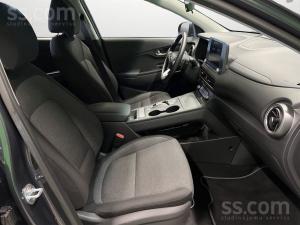 Grey Hyundai Kona 2023 in Riga, with an engine capacity of 2.00 L and mileage of 29 thousand km for 20990 €, photo 19 on AUTOMOTO.COM.LV