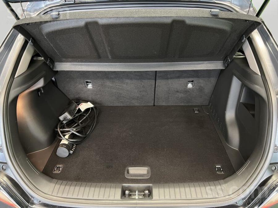 Grey Hyundai Kona 2023 in Riga, with an engine capacity of 2.00 L and mileage of 29 thousand km for 20990 €, photo 20 on AUTOMOTO.COM.LV