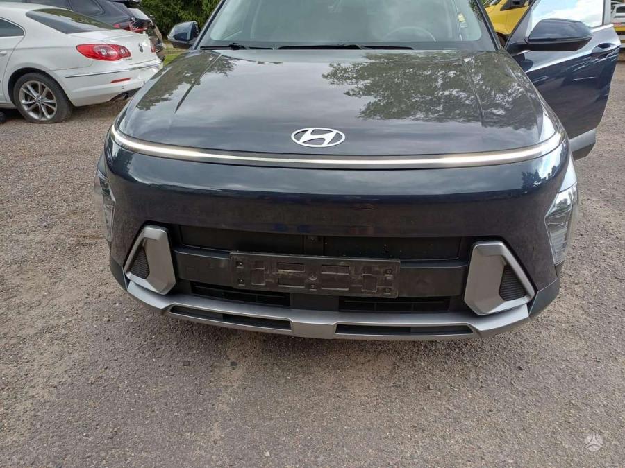 Pelēks Hyundai Kona 2024 Viļņa, ar dzinēja tilpumu 1.60 L un nobraukumu 59 tūkst. km par 24000 €, foto 5 vietnē AUTOMOTO.COM.LV