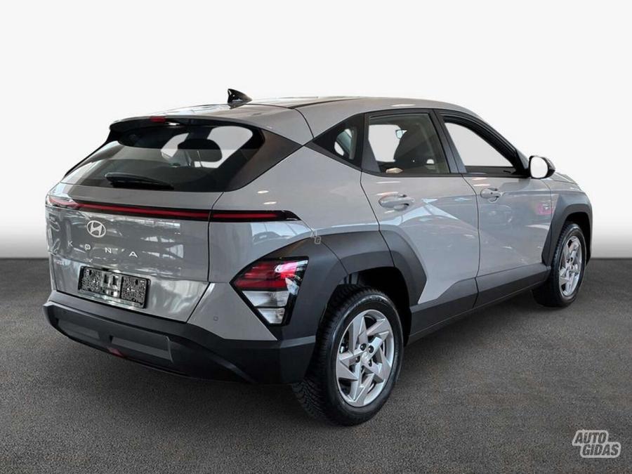 Grey Hyundai Kona 2025 in Kaunas, with an engine capacity of 1.60 L and mileage of 21 thousand km for 26883 €, photo 2 on AUTOMOTO.COM.LV