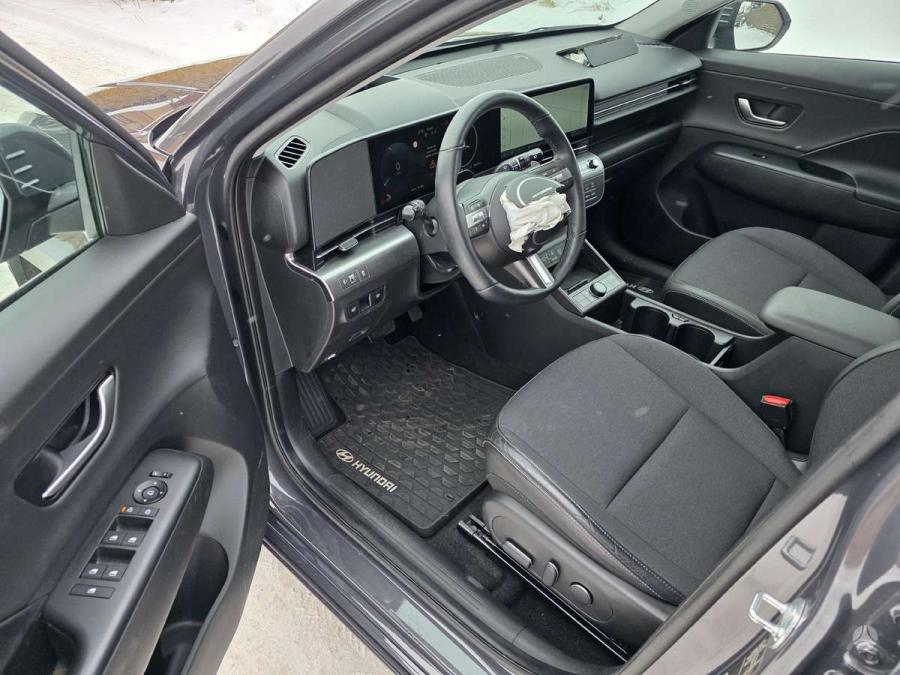 Grey Hyundai Kona 2025 in Siauliai, with an engine capacity of 0.00 L and mileage of 33 thousand km for 18250 €, photo 14 on AUTOMOTO.COM.LV