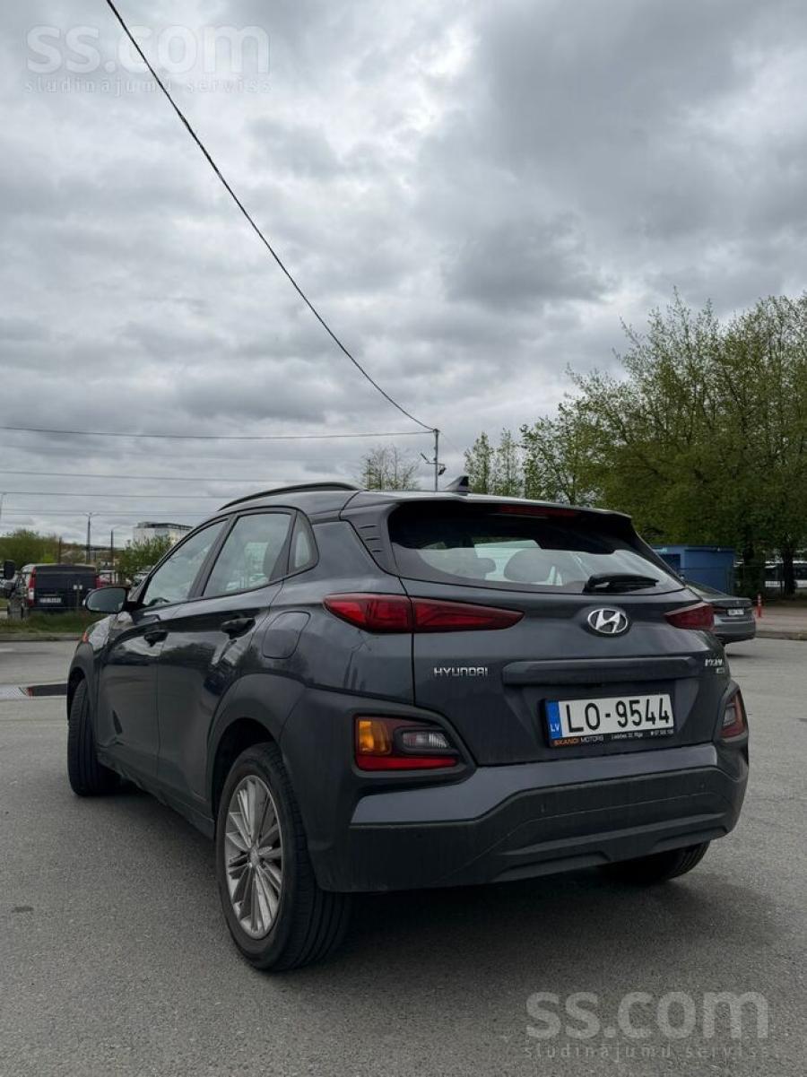 Pelēks Hyundai Kona 2018 Rīga, ar dzinēja tilpumu 1.60 L un nobraukumu 72 tūkst. km par 13790 €, foto 7 vietnē AUTOMOTO.COM.LV